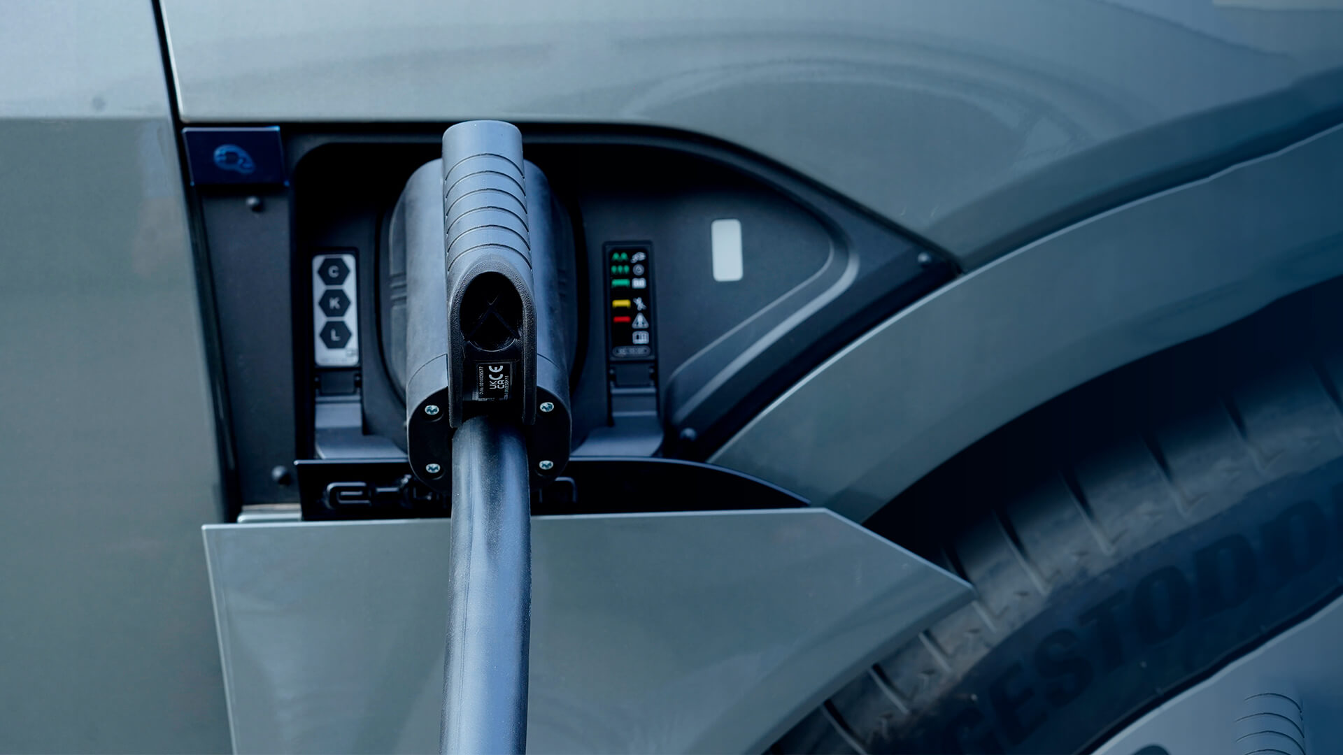 DC Fast Chargers for EV | Electric Car DC Charging Station India ...